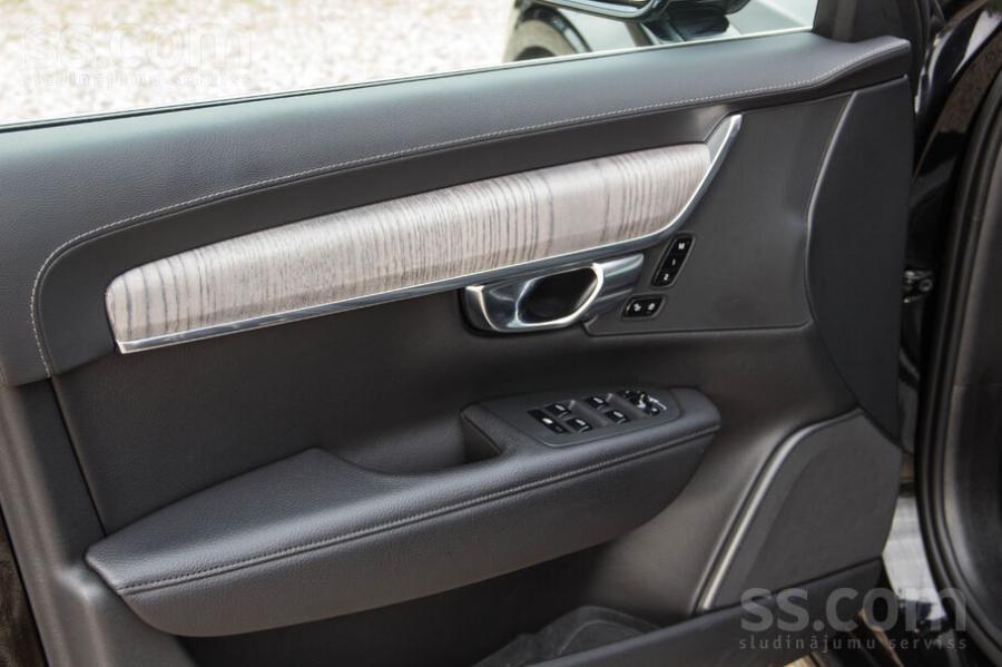 Melns Volvo V90 2022 Tukums, ar dzinēja tilpumu 2.00 L un nobraukumu 194 tūkst. km par 22800 €, foto 9 vietnē AUTOMOTO.COM.LV