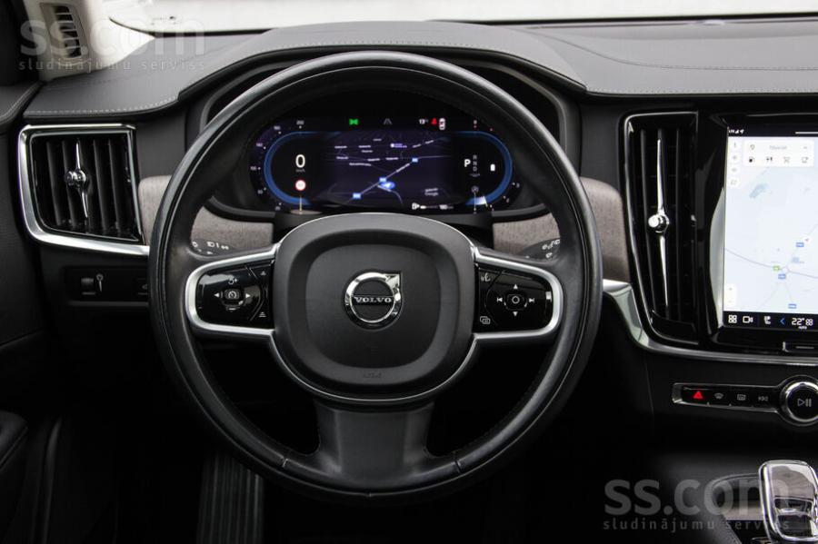 Melns Volvo V90 2022 Tukums, ar dzinēja tilpumu 2.00 L un nobraukumu 194 tūkst. km par 22800 €, foto 15 vietnē AUTOMOTO.COM.LV
