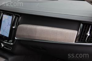 Melns Volvo V90 2022 Tukums, ar dzinēja tilpumu 2.00 L un nobraukumu 194 tūkst. km par 22800 €, foto 18 vietnē AUTOMOTO.COM.LV