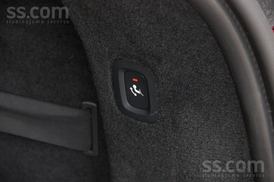 Melns Volvo V90 2022 Tukums, ar dzinēja tilpumu 2.00 L un nobraukumu 194 tūkst. km par 22800 €, foto 33 vietnē AUTOMOTO.COM.LV