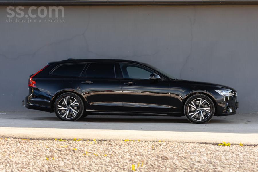 Melns Volvo V90 2022 Jelgava, ar dzinēja tilpumu 2.00 L un nobraukumu 205 tūkst. km par 23000 €, foto 5 vietnē AUTOMOTO.COM.LV
