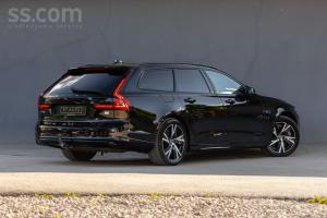 Melns Volvo V90 2022 Jelgava, ar dzinēja tilpumu 2.00 L un nobraukumu 205 tūkst. km par 23000 €, foto 6 vietnē AUTOMOTO.COM.LV