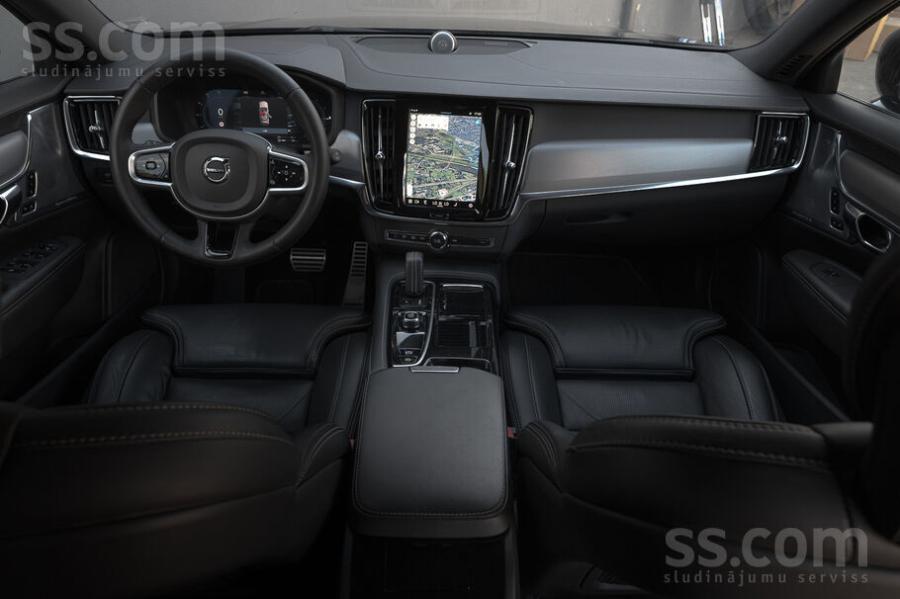 Melns Volvo V90 2022 Jelgava, ar dzinēja tilpumu 2.00 L un nobraukumu 205 tūkst. km par 23000 €, foto 14 vietnē AUTOMOTO.COM.LV