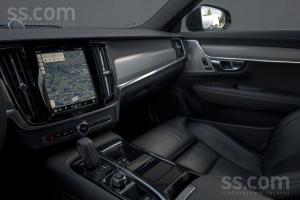 Melns Volvo V90 2022 Jelgava, ar dzinēja tilpumu 2.00 L un nobraukumu 205 tūkst. km par 23000 €, foto 20 vietnē AUTOMOTO.COM.LV