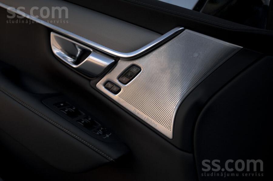Melns Volvo V90 2022 Jelgava, ar dzinēja tilpumu 2.00 L un nobraukumu 205 tūkst. km par 23000 €, foto 30 vietnē AUTOMOTO.COM.LV