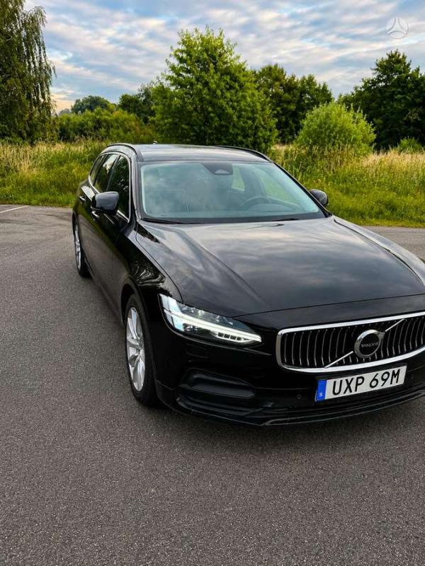 Melns Volvo V90 2022 Šauļi, ar dzinēja tilpumu 2.00 L un nobraukumu 504 tūkst. km par 11800 €, foto 2 vietnē AUTOMOTO.COM.LV