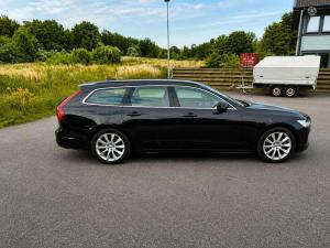 Melns Volvo V90 2022 Šauļi, ar dzinēja tilpumu 2.00 L un nobraukumu 504 tūkst. km par 11800 €, foto 9 vietnē AUTOMOTO.COM.LV
