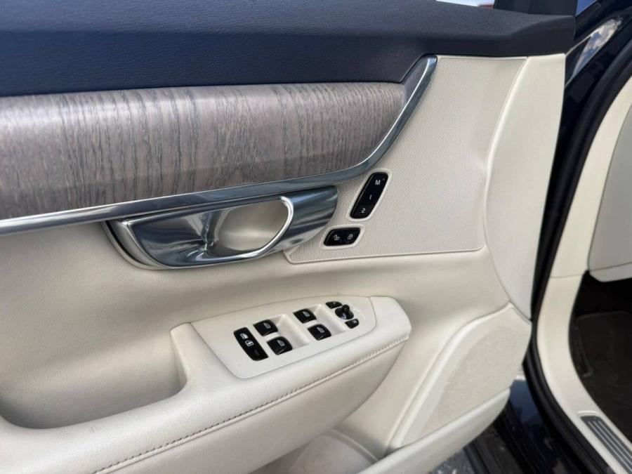 Melns Volvo V90 2022 Peetri, ar dzinēja tilpumu 2.00 L un nobraukumu 73 tūkst. km par 31100 €, foto 12 vietnē AUTOMOTO.COM.LV