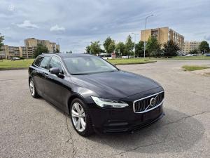 Black Volvo V90 2022 in Panevezys, with an engine capacity of 1.97 L and mileage of 423 thousand km for 12100 €, photo 9 on AUTOMOTO.COM.LV