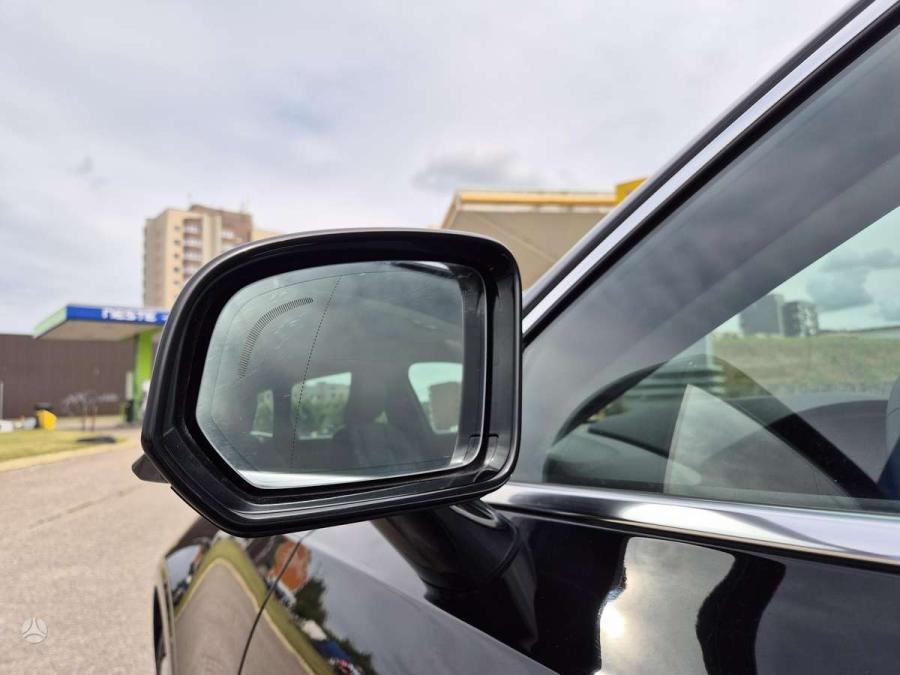 Black Volvo V90 2022 in Panevezys, with an engine capacity of 1.97 L and mileage of 423 thousand km for 12100 €, photo 25 on AUTOMOTO.COM.LV