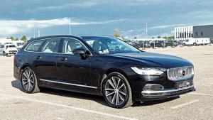 Melns Volvo V90 2022 Viļņa, ar dzinēja tilpumu 1.97 L un nobraukumu 243 tūkst. km par 19100 €, foto 11 vietnē AUTOMOTO.COM.LV