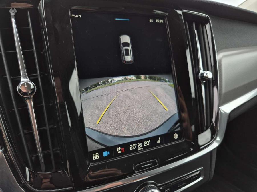 Black Volvo V90 2022 in Panevezys, with an engine capacity of 1.97 L and mileage of 474 thousand km for 11600 €, photo 17 on AUTOMOTO.COM.LV