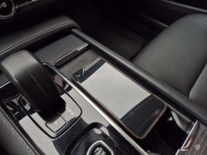 Black Volvo V90 2022 in Panevezys, with an engine capacity of 1.97 L and mileage of 474 thousand km for 11600 €, photo 19 on AUTOMOTO.COM.LV