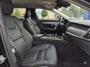 Black Volvo V90 2022 in Panevezys, with an engine capacity of 1.97 L and mileage of 474 thousand km for 11600 €, photo 24 on AUTOMOTO.COM.LV