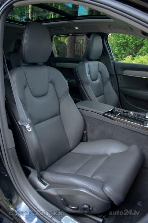 Melns Volvo V90 2022 Tallina, ar dzinēja tilpumu 2.00 L un nobraukumu 91 tūkst. km par 36990 €, foto 13 vietnē AUTOMOTO.COM.LV