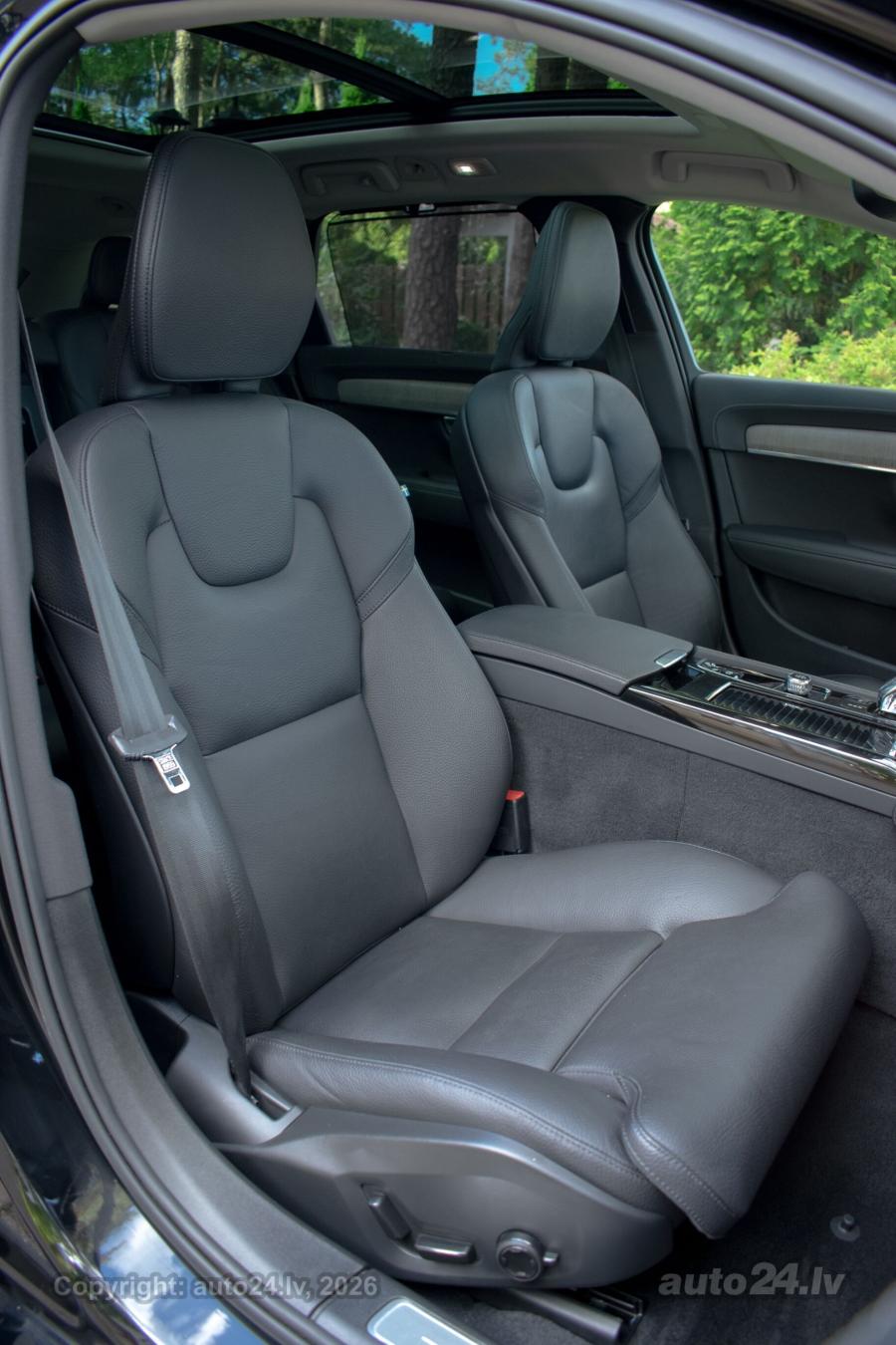 Melns Volvo V90 2022 Tallina, ar dzinēja tilpumu 2.00 L un nobraukumu 91 tūkst. km par 36990 €, foto 13 vietnē AUTOMOTO.COM.LV