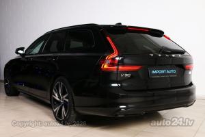 Melns Volvo V90 2023 Tallina, ar dzinēja tilpumu 2.00 L un nobraukumu 52 tūkst. km par 44990 €, foto 5 vietnē AUTOMOTO.COM.LV