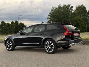 Melns Volvo V90 2023 Panevēža, ar dzinēja tilpumu 1.97 L un nobraukumu 198 tūkst. km par 23900 €, foto 15 vietnē AUTOMOTO.COM.LV