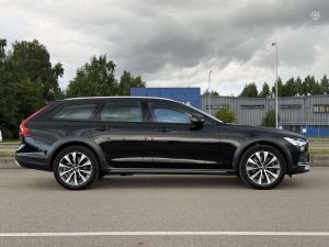 Melns Volvo V90 2023 Panevēža, ar dzinēja tilpumu 1.97 L un nobraukumu 198 tūkst. km par 23900 €, foto 25 vietnē AUTOMOTO.COM.LV