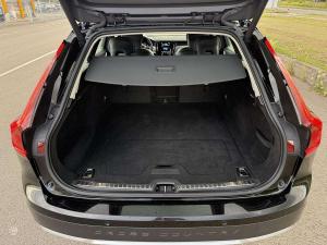 Melns Volvo V90 2023 Panevēža, ar dzinēja tilpumu 1.97 L un nobraukumu 198 tūkst. km par 23900 €, foto 35 vietnē AUTOMOTO.COM.LV