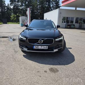 Melns Volvo V90 2023 Jēkabpils, ar dzinēja tilpumu 2.00 L un nobraukumu 80 tūkst. km par 35500 €, foto 3 vietnē AUTOMOTO.COM.LV