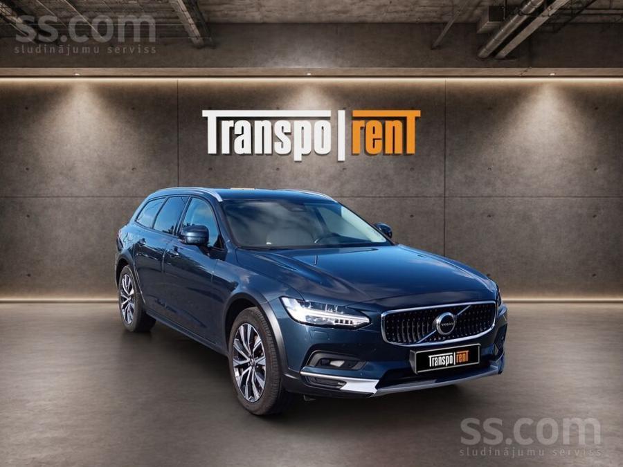 Blue Volvo V90 2023 in Riga, with an engine capacity of 2.00 L and mileage of 42 thousand km for 37900 €, photo 4 on AUTOMOTO.COM.LV