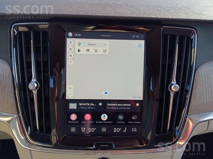 Blue Volvo V90 2023 in Riga, with an engine capacity of 2.00 L and mileage of 42 thousand km for 37900 €, photo 19 on AUTOMOTO.COM.LV