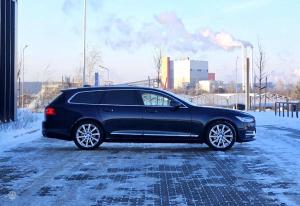 Zils Volvo V90 2016 Viļņa, ar dzinēja tilpumu 2.00 L un nobraukumu 259 tūkst. km par 15250 €, foto 3 vietnē AUTOMOTO.COM.LV