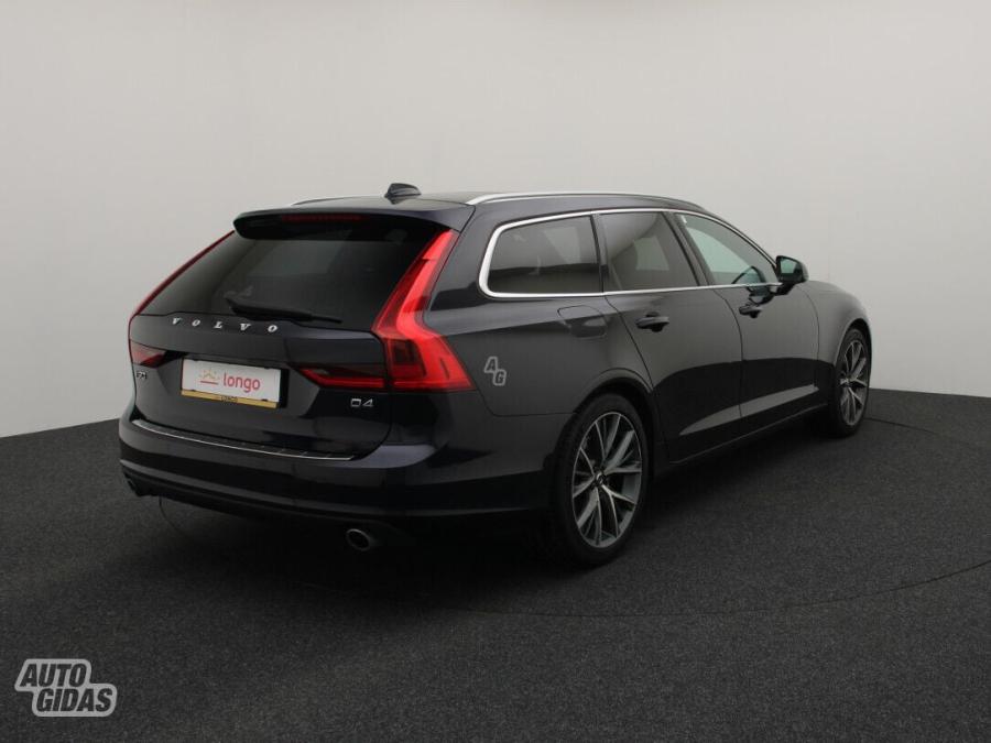 Blue Volvo V90 2016 in Vilnius, with an engine capacity of 2.00 L and mileage of 247 thousand km for 15399 €, photo 8 on AUTOMOTO.COM.LV