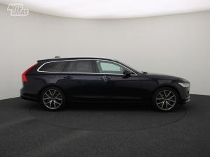 Blue Volvo V90 2016 in Vilnius, with an engine capacity of 2.00 L and mileage of 247 thousand km for 15399 €, photo 9 on AUTOMOTO.COM.LV