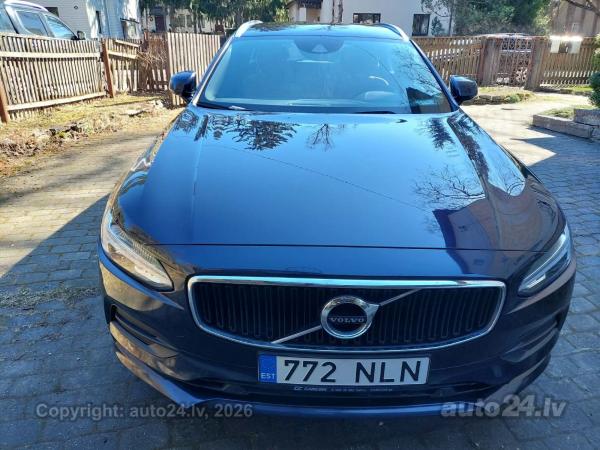 Blue Volvo V90 2016 in Tallinn, with an engine capacity of 2.00 L and mileage of 348 thousand km for 18000 €, photo 2 on AUTOMOTO.COM.LV