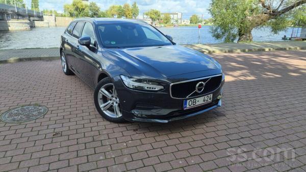 Blue Volvo V90 2016 in Liepaja, with an engine capacity of 2.00 L and mileage of 320 thousand km for 13500 €, photo 3 on AUTOMOTO.COM.LV
