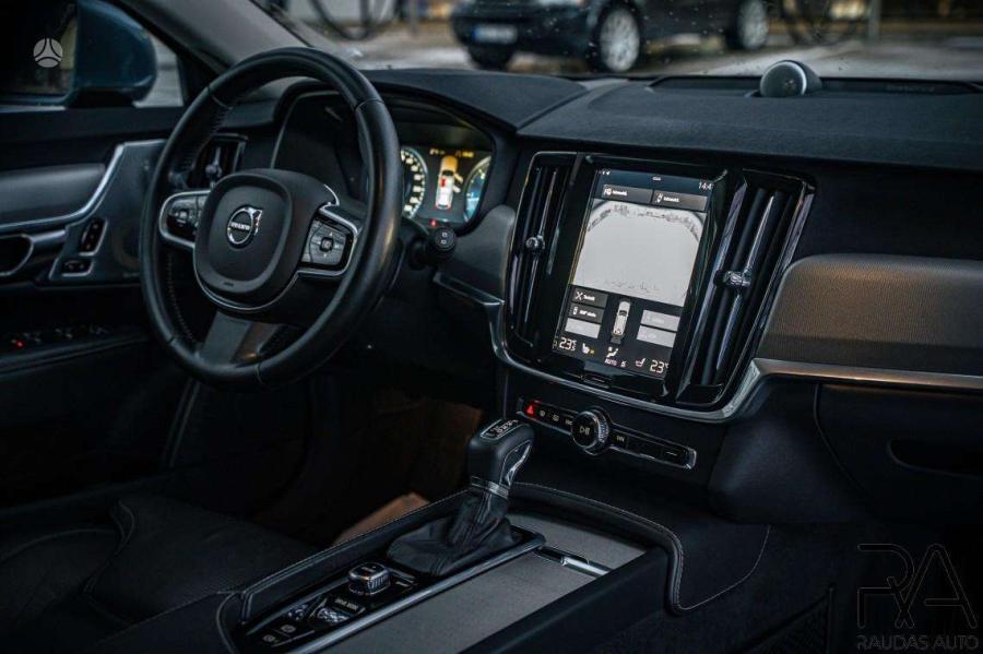 Zils Volvo V90 2017 Rīga, ar dzinēja tilpumu 1.97 L un nobraukumu 172 tūkst. km par 18990 €, foto 8 vietnē AUTOMOTO.COM.LV