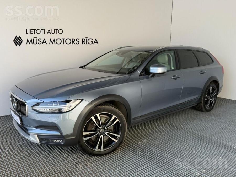 Blue Volvo V90 2017 in Riga, with an engine capacity of 2.00 L and mileage of 211 thousand km for 18990 €, photo 1 on AUTOMOTO.COM.LV