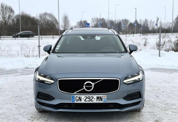 Zils Volvo V90 2017 Tauragė, ar dzinēja tilpumu 2.00 L un nobraukumu 300 tūkst. km par 11400 €, foto 3 vietnē AUTOMOTO.COM.LV
