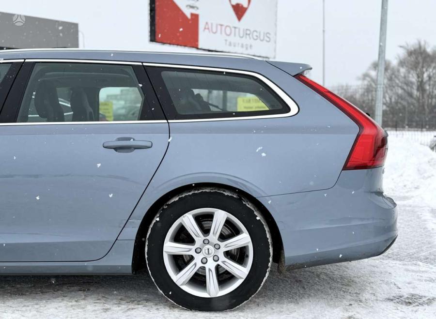 Zils Volvo V90 2017 Tauragė, ar dzinēja tilpumu 2.00 L un nobraukumu 300 tūkst. km par 11400 €, foto 10 vietnē AUTOMOTO.COM.LV