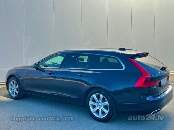 Zils Volvo V90 2017 Tallina, ar dzinēja tilpumu 2.00 L un nobraukumu 159 tūkst. km par 17500 €, foto 3 vietnē AUTOMOTO.COM.LV
