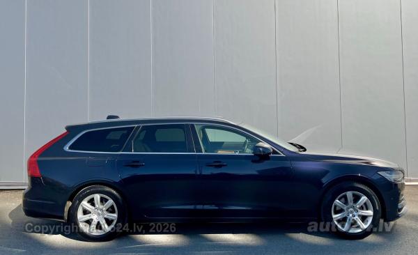 Zils Volvo V90 2017 Tallina, ar dzinēja tilpumu 2.00 L un nobraukumu 159 tūkst. km par 17500 €, foto 5 vietnē AUTOMOTO.COM.LV