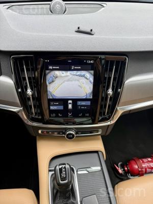 Zils Volvo V90 2017 Rīga, ar dzinēja tilpumu 2.00 L un nobraukumu 0 tūkst. km par 18900 €, foto 9 vietnē AUTOMOTO.COM.LV