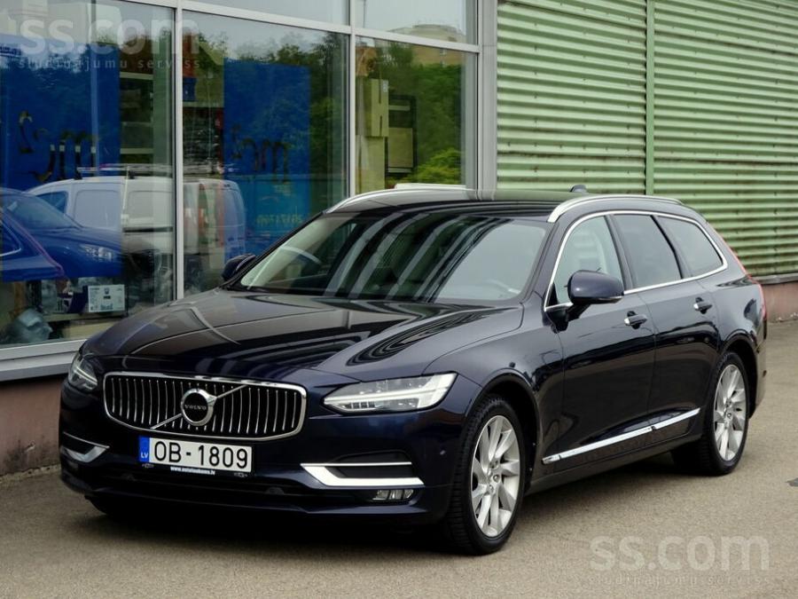Blue Volvo V90 2017 in Riga, with an engine capacity of 2.00 L and mileage of 283 thousand km for 15500 €, photo 1 on AUTOMOTO.COM.LV