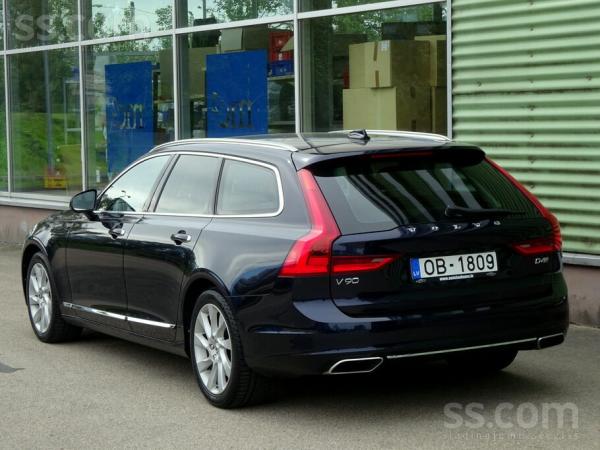 Zils Volvo V90 2017 Rīga, ar dzinēja tilpumu 2.00 L un nobraukumu 283 tūkst. km par 15500 €, foto 4 vietnē AUTOMOTO.COM.LV