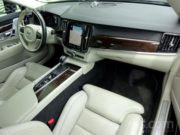 Zils Volvo V90 2017 Rīga, ar dzinēja tilpumu 2.00 L un nobraukumu 283 tūkst. km par 15500 €, foto 8 vietnē AUTOMOTO.COM.LV