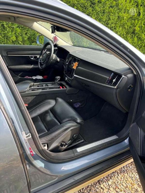 Zils Volvo V90 2017 Klaipėda, ar dzinēja tilpumu 1.97 L un nobraukumu 266 tūkst. km par 17400 €, foto 8 vietnē AUTOMOTO.COM.LV