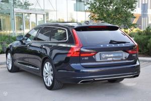 Blue Volvo V90 2017 in Vilnius, with an engine capacity of 1.97 L and mileage of 240 thousand km for 16999 €, photo 8 on AUTOMOTO.COM.LV