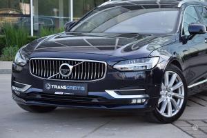 Blue Volvo V90 2017 in Vilnius, with an engine capacity of 1.97 L and mileage of 240 thousand km for 16999 €, photo 14 on AUTOMOTO.COM.LV