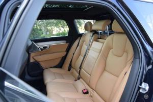 Blue Volvo V90 2017 in Vilnius, with an engine capacity of 1.97 L and mileage of 240 thousand km for 16999 €, photo 36 on AUTOMOTO.COM.LV