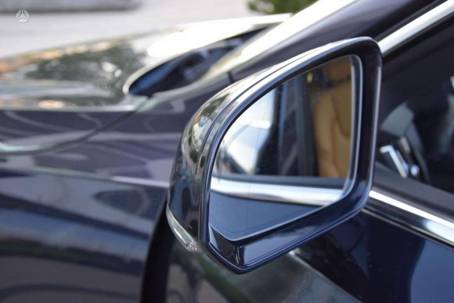 Blue Volvo V90 2017 in Vilnius, with an engine capacity of 1.97 L and mileage of 240 thousand km for 16999 €, photo 38 on AUTOMOTO.COM.LV