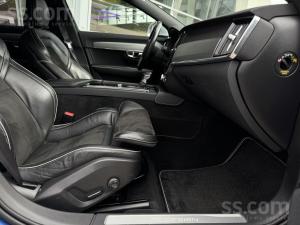 Blue Volvo V90 2017 in Valmiera, with an engine capacity of 2.00 L and mileage of 158 thousand km for 19400 €, photo 22 on AUTOMOTO.COM.LV