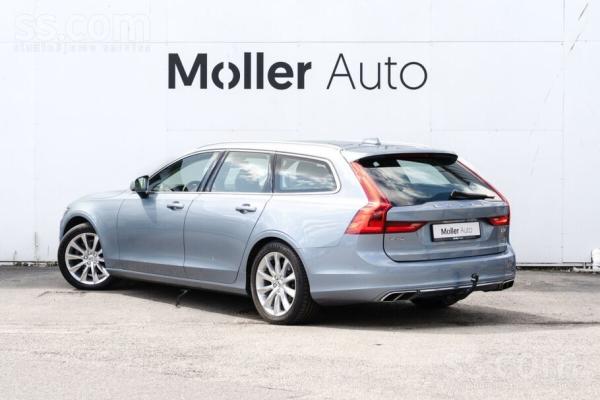 Zils Volvo V90 2017 Rīga, ar dzinēja tilpumu 2.00 L un nobraukumu 261 tūkst. km par 13950 €, foto 3 vietnē AUTOMOTO.COM.LV