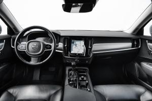 Blue Volvo V90 2017 in Riga, with an engine capacity of 2.00 L and mileage of 261 thousand km for 13950 €, photo 29 on AUTOMOTO.COM.LV